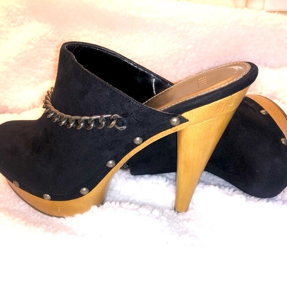 Elle | Shoes | Elle Platform Heeled Chained Mule Clog Size 7 Riveted ...